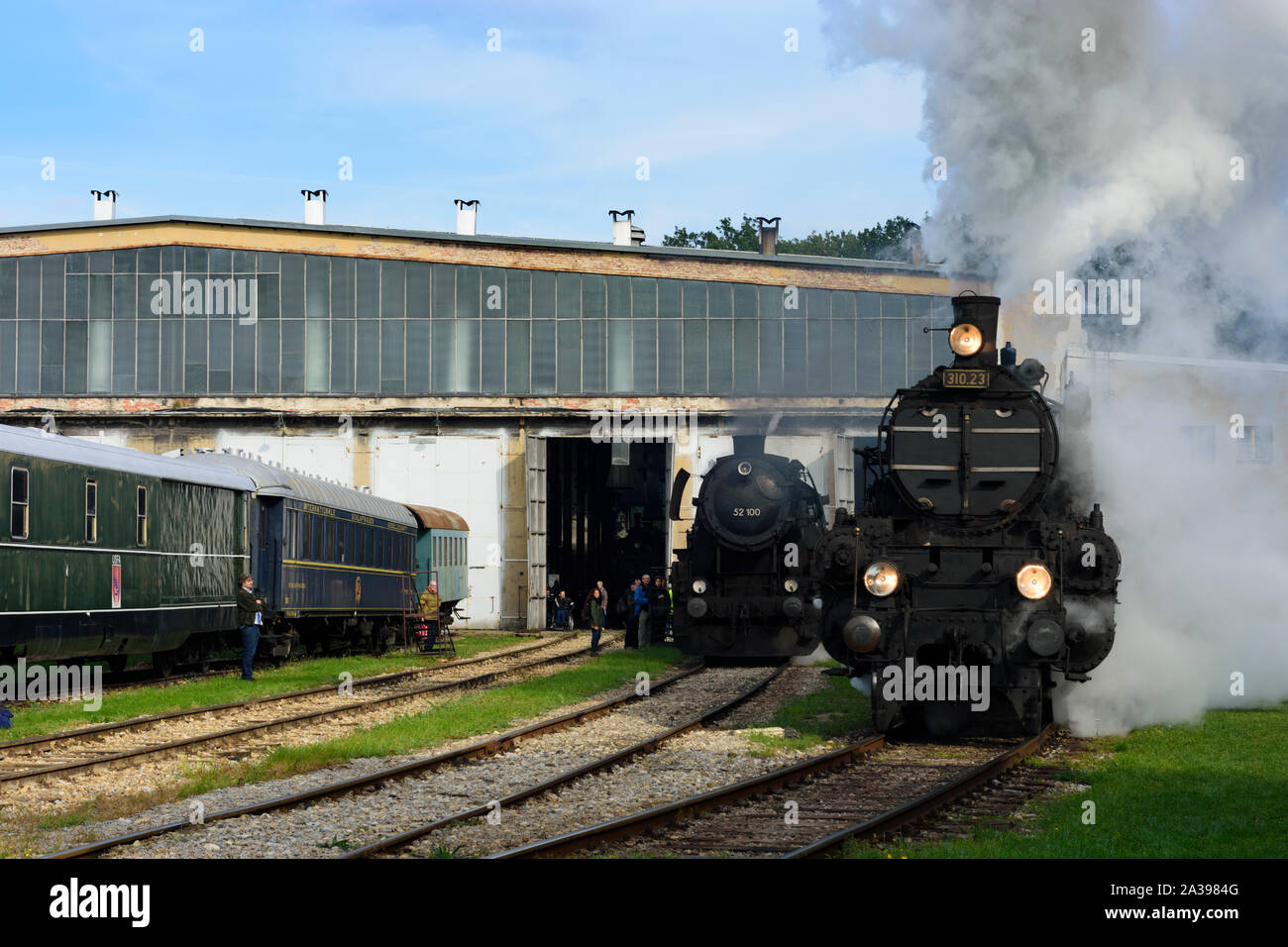 Strasshof an der Nordbahn: railway museum „Das Heizhaus“, steam ...