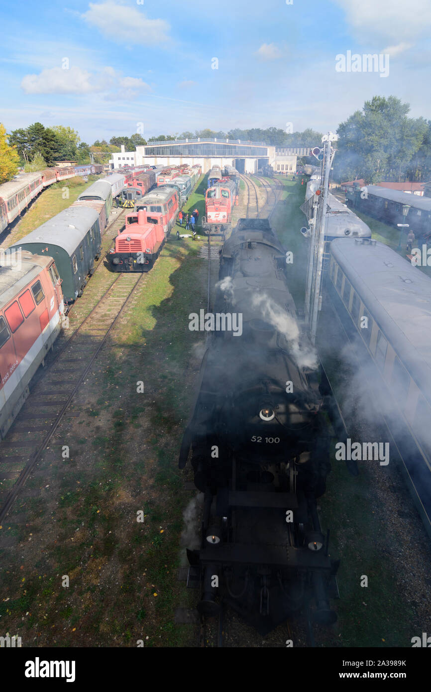 Strasshof an der Nordbahn: railway museum „Das Heizhaus“, steam from ...