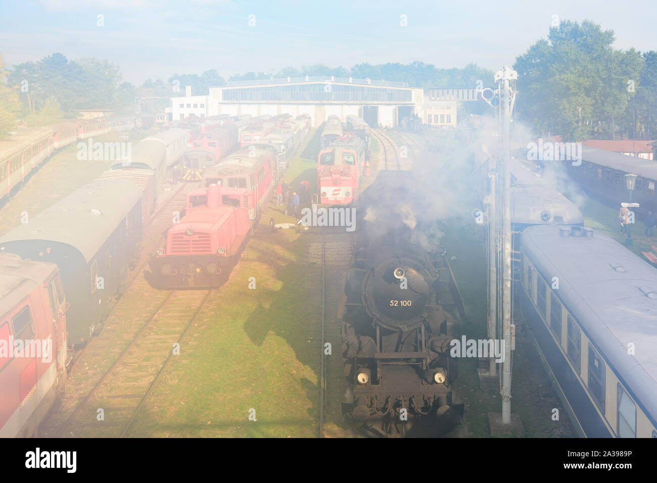 Strasshof an der Nordbahn: railway museum „Das Heizhaus“, steam from ...