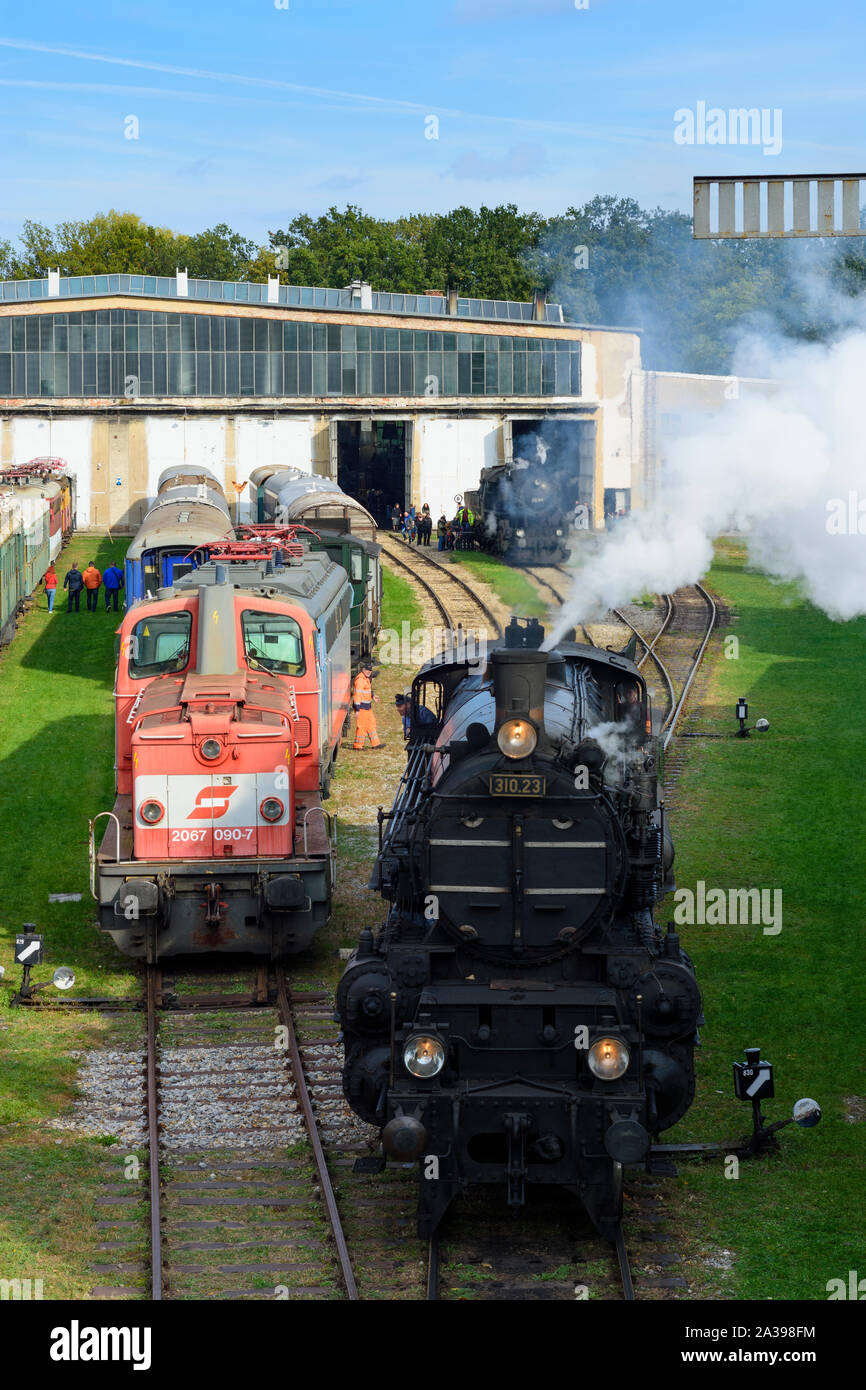 Strasshof an der Nordbahn: railway museum „Das Heizhaus“, steam ...