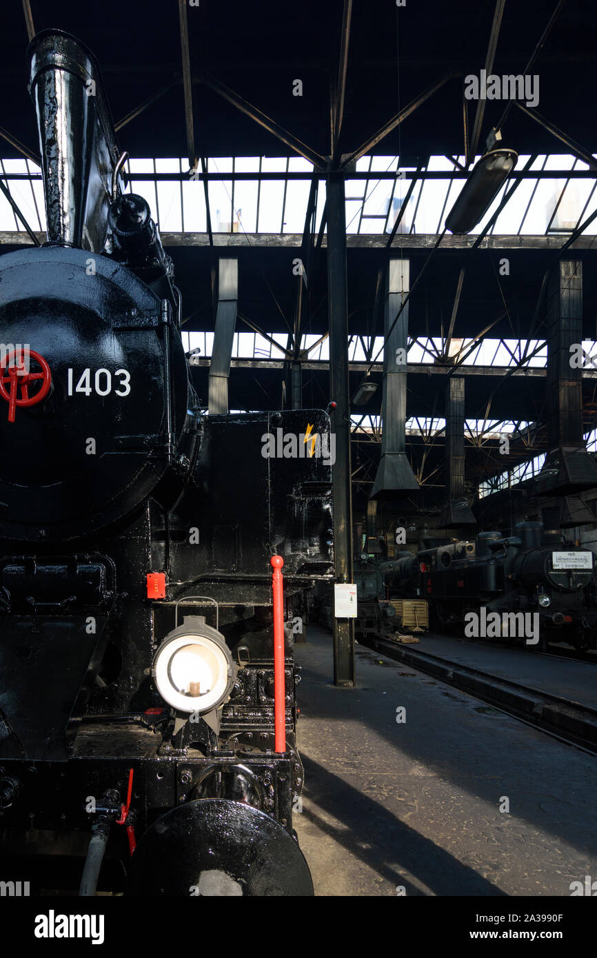 Strasshof an der Nordbahn: railway museum „Das Heizhaus“, steam ...