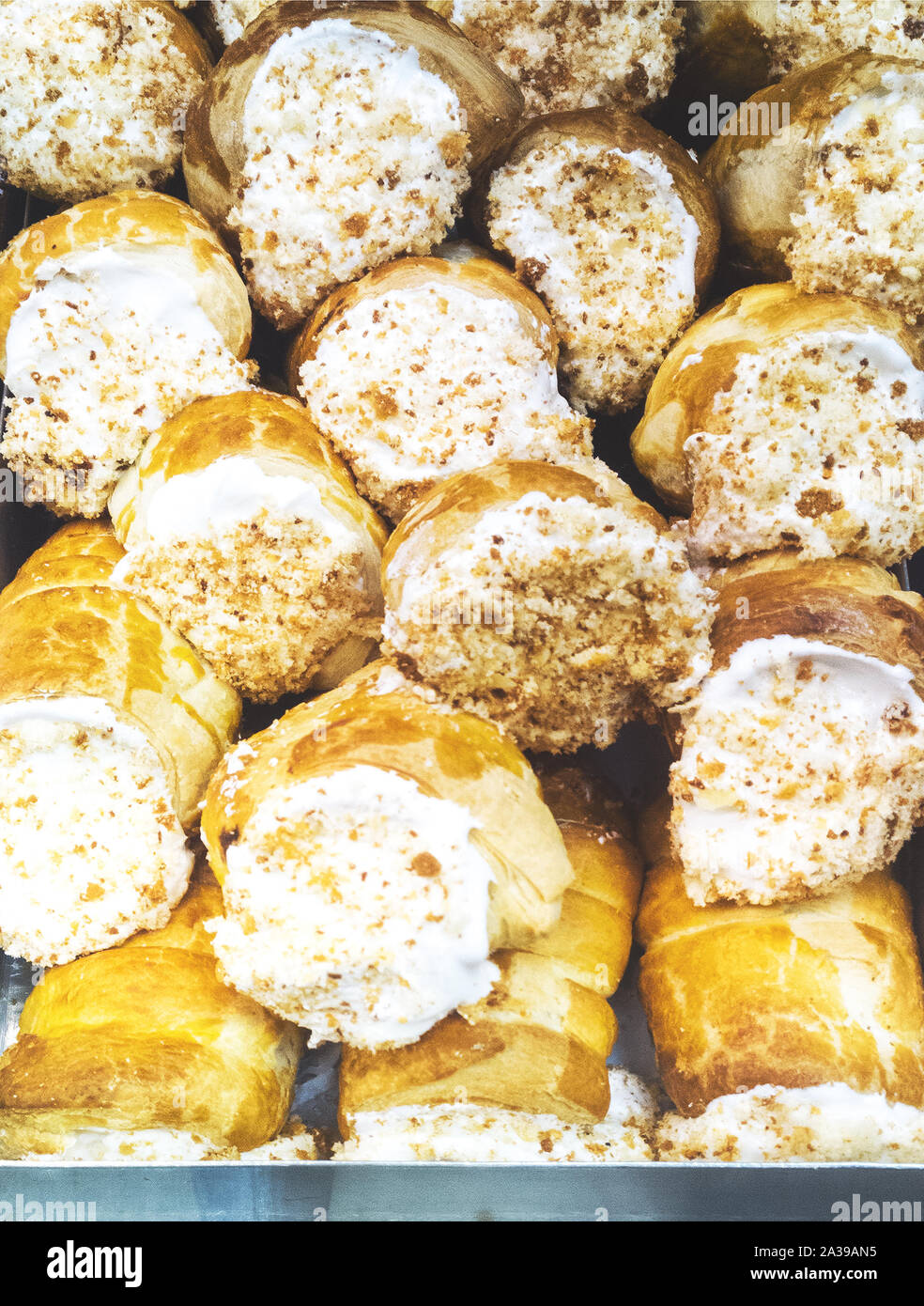 cream cakes at the confectionery factory Stock Photo - Alamy