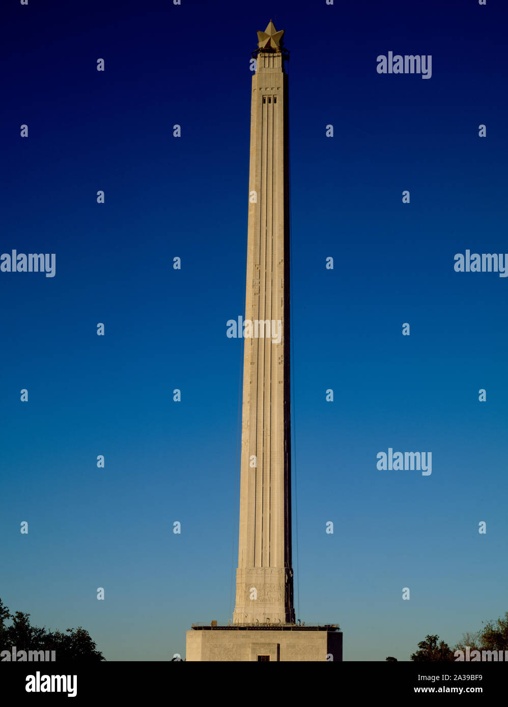 Houston san jacinto monument hi-res stock photography and images - Alamy