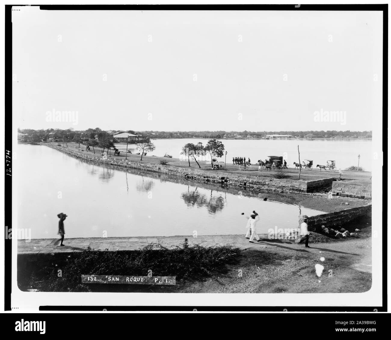 I san Black and White Stock Photos & Images - Alamy