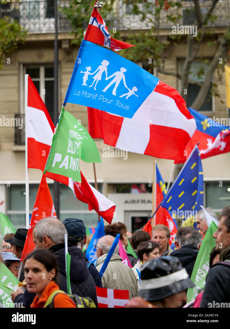Protestation pour enfants hi-res stock photography and images - Alamy