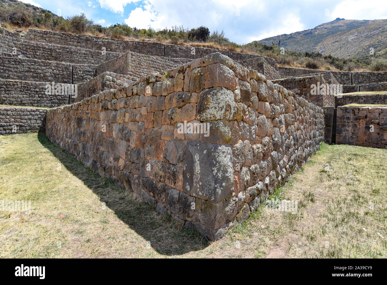 Inka stone wall design hi-res stock photography and images - Alamy