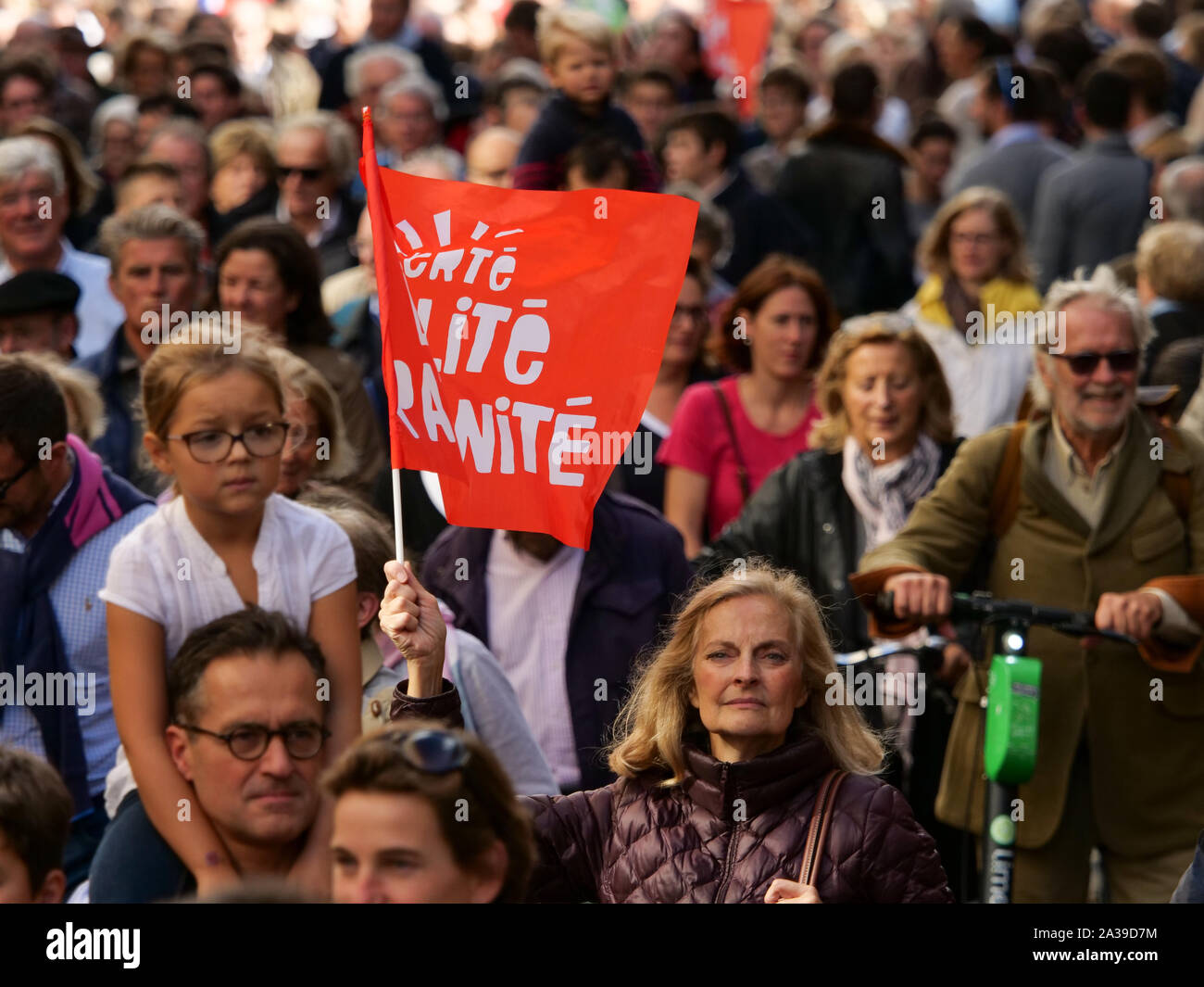 Protestation pour enfants hi-res stock photography and images - Alamy