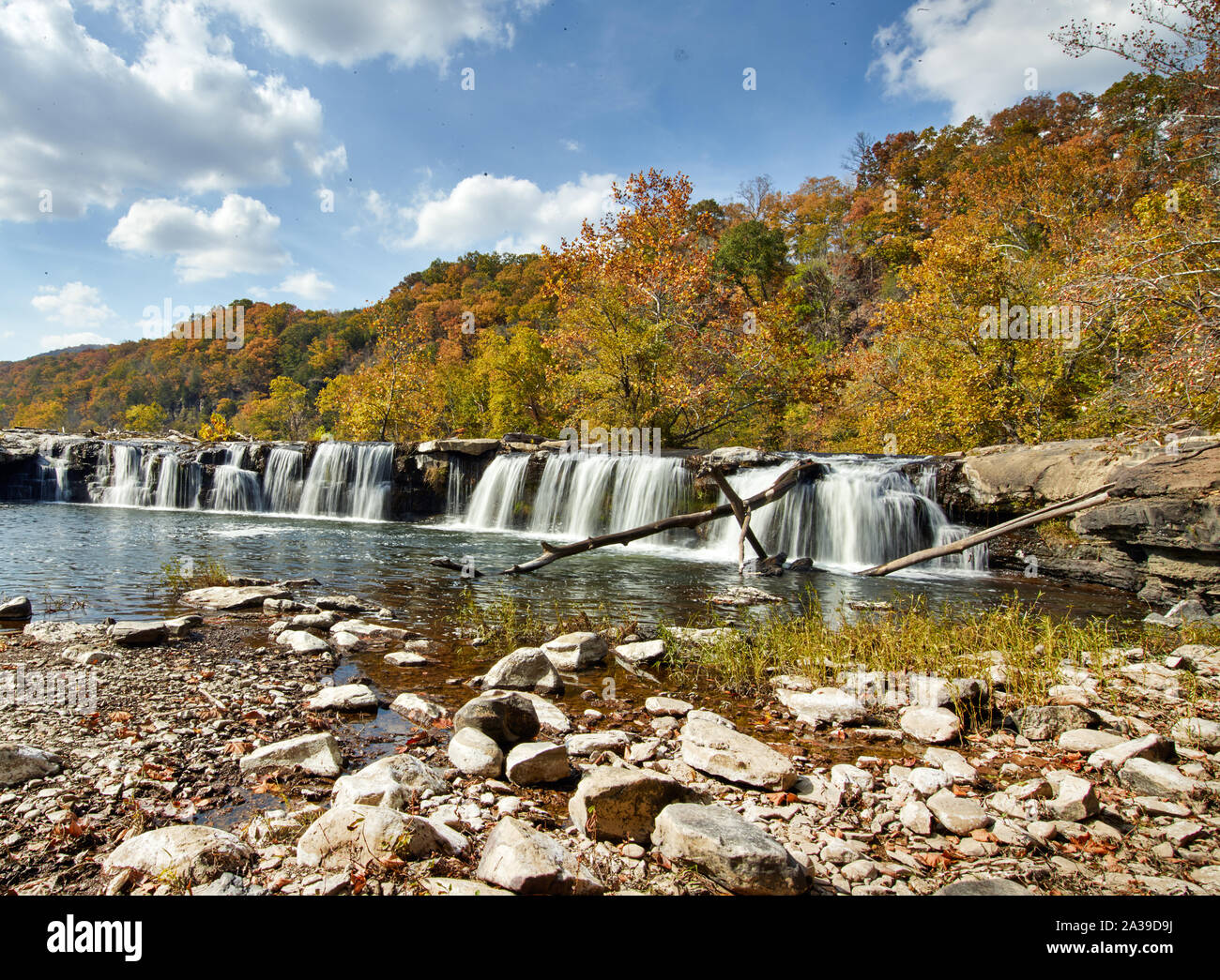 Sandstone Falls, a series of broad but not high waterfalls on wide ...