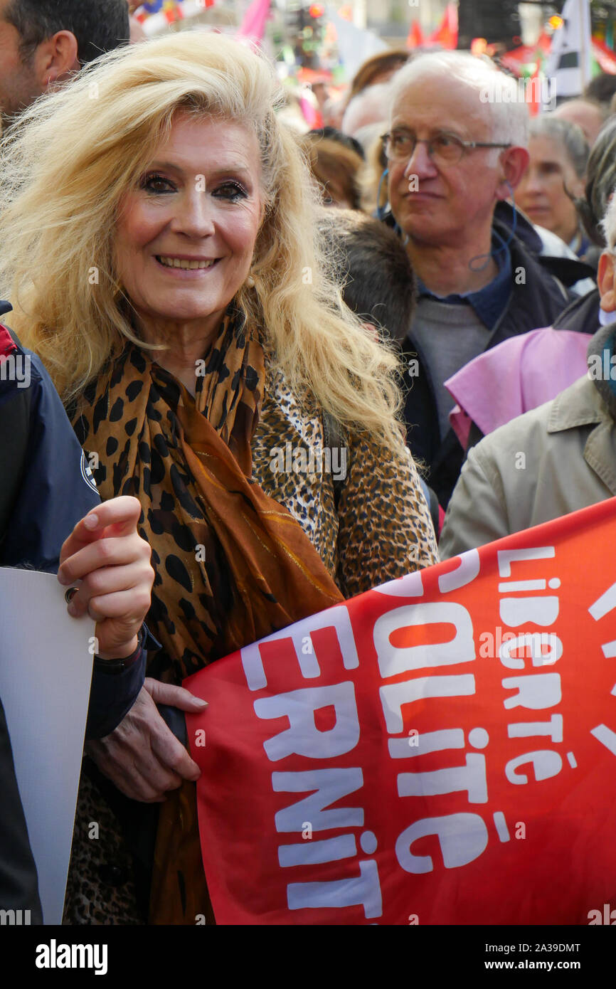 Protestation pour enfants hi-res stock photography and images - Alamy