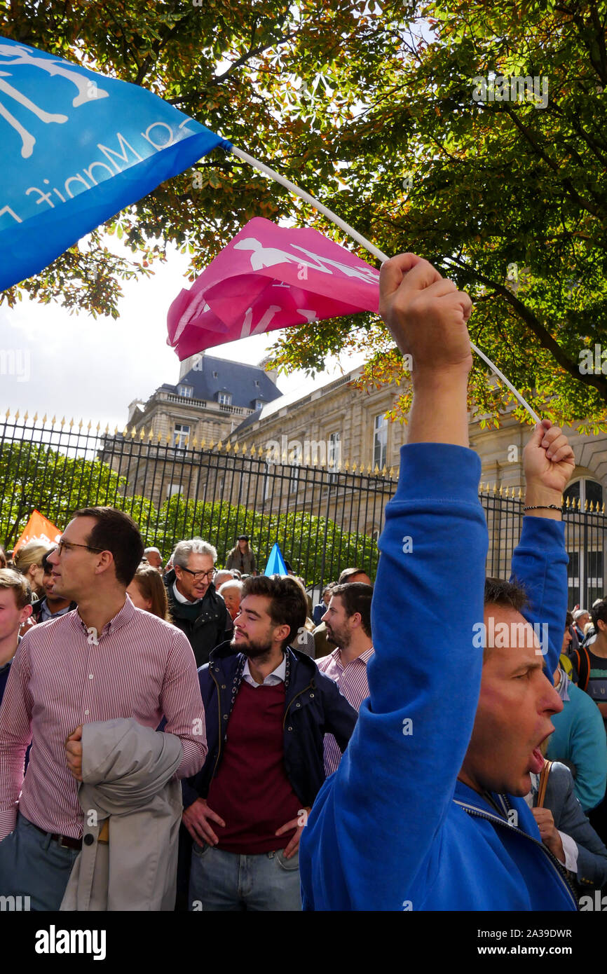 Protestation pour enfants hi-res stock photography and images - Alamy