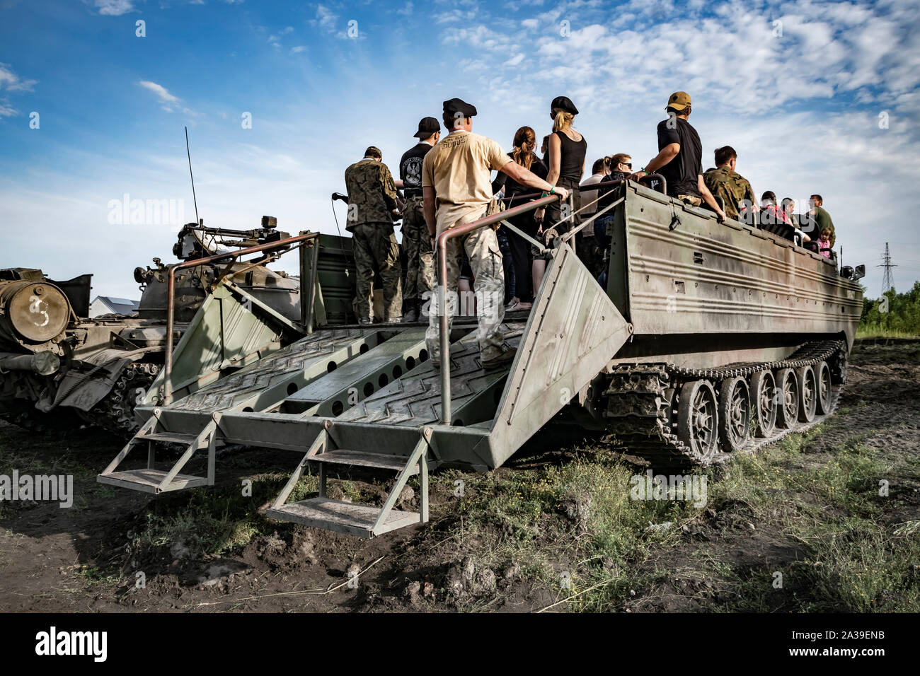 Amphibious vehicles hi-res stock photography and images - Alamy