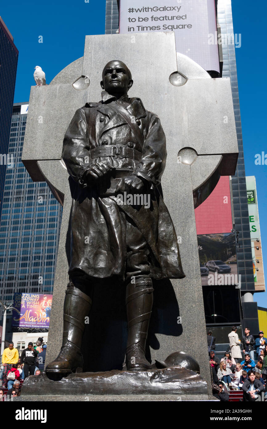 Father francis duffy hi-res stock photography and images - Alamy