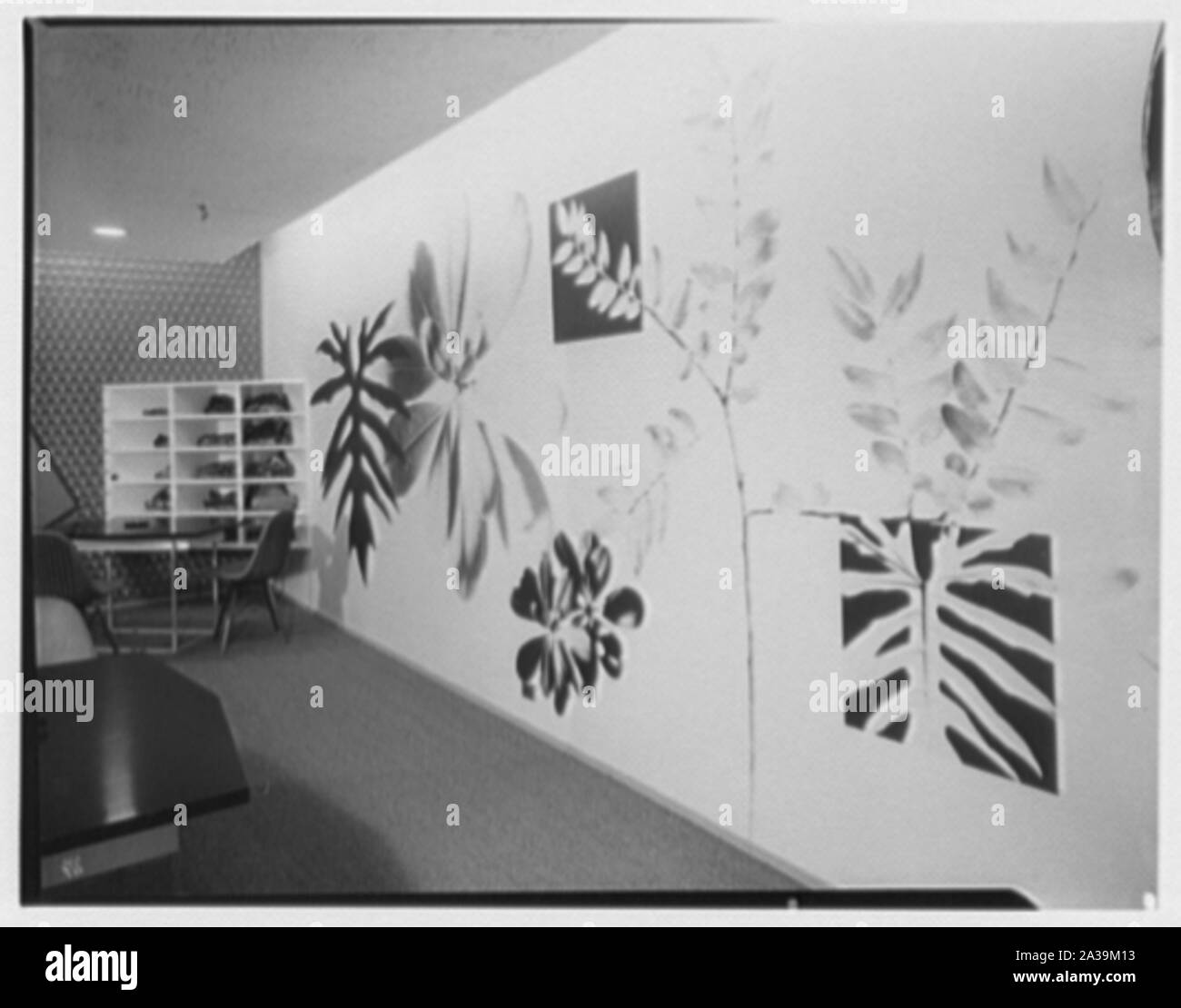 With scarves Black and White Stock Photos & Images - Alamy