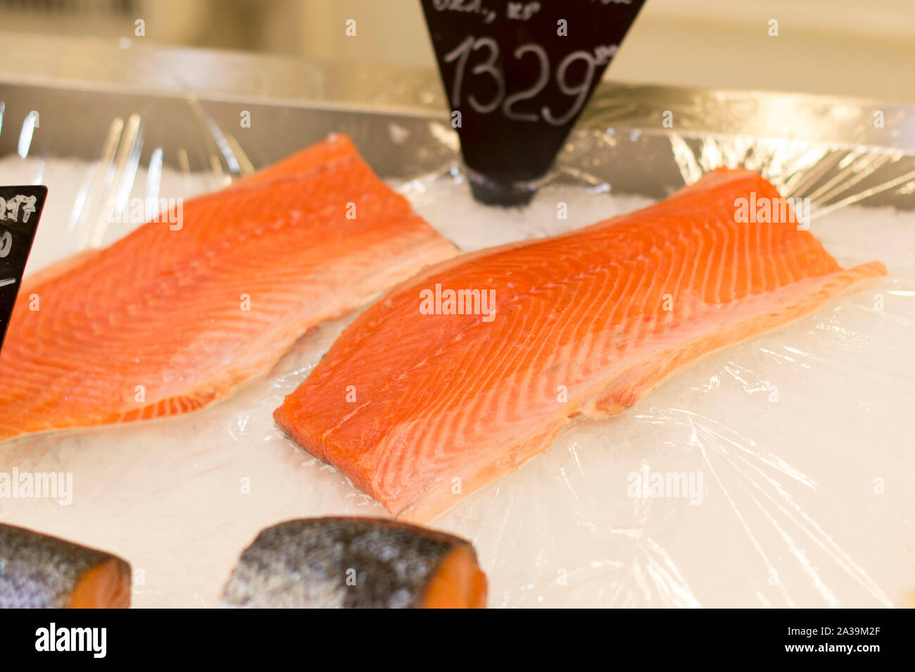 Fish on sale in supermarket hi-res stock photography and images - Alamy