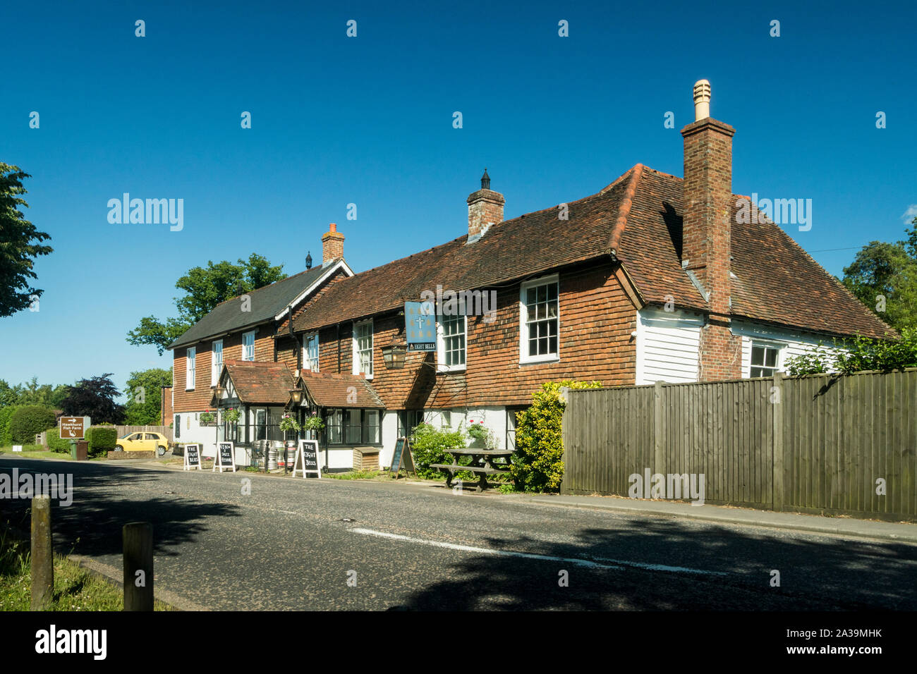 The Eight Bells public house in the ancient village of Hawkhurst, Kent ...