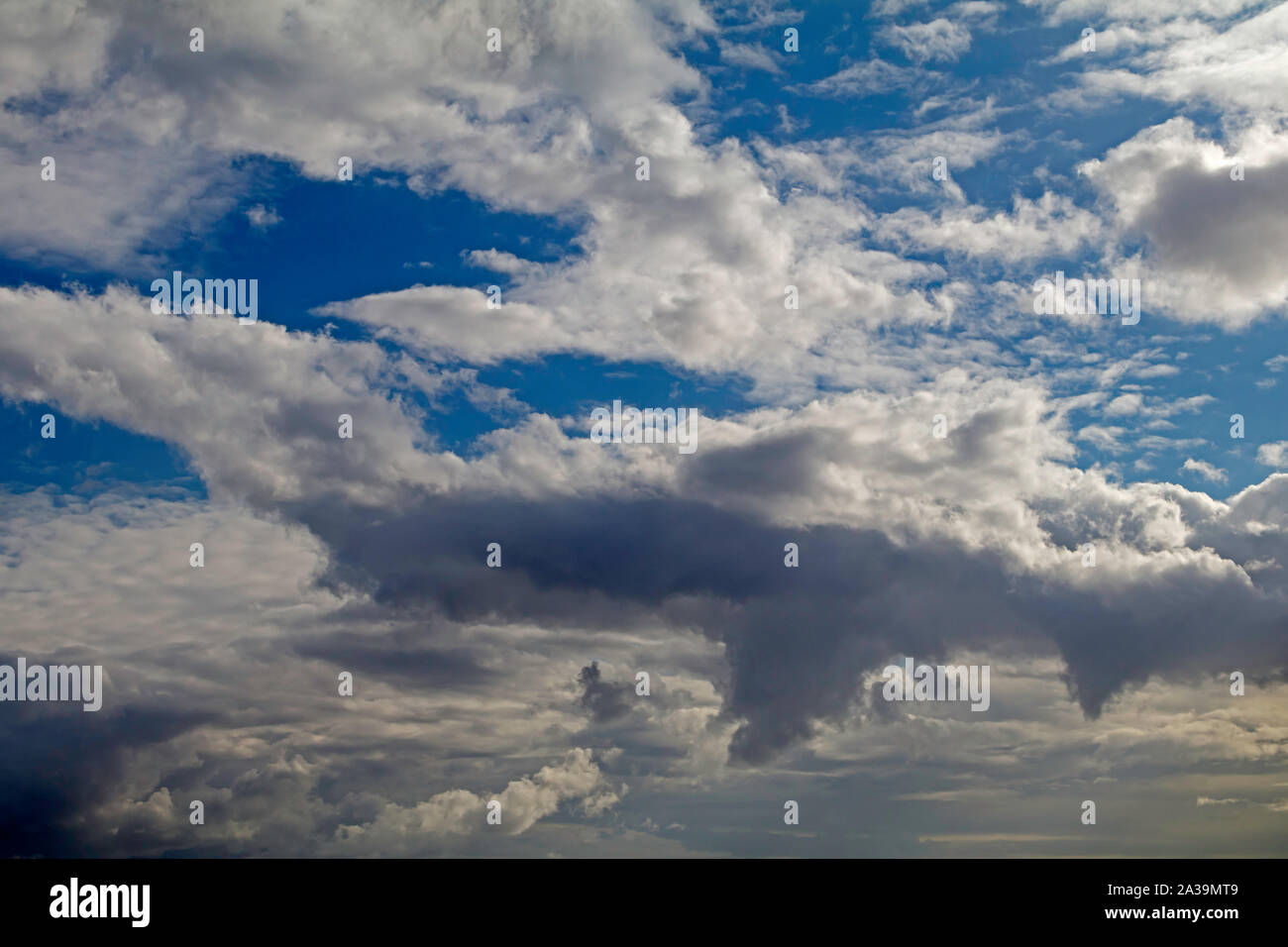Dark clouds forming Stock Photo - Alamy