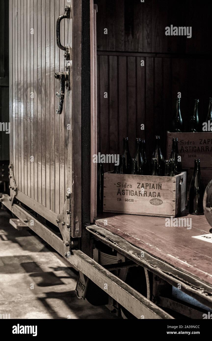 Vagon hi-res stock photography and images - Alamy