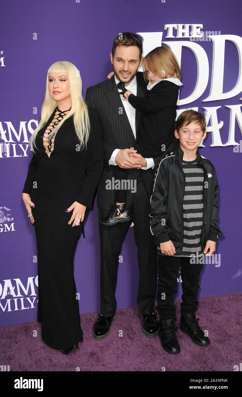 Christina Aguilera And Matt Rutler Burlesque