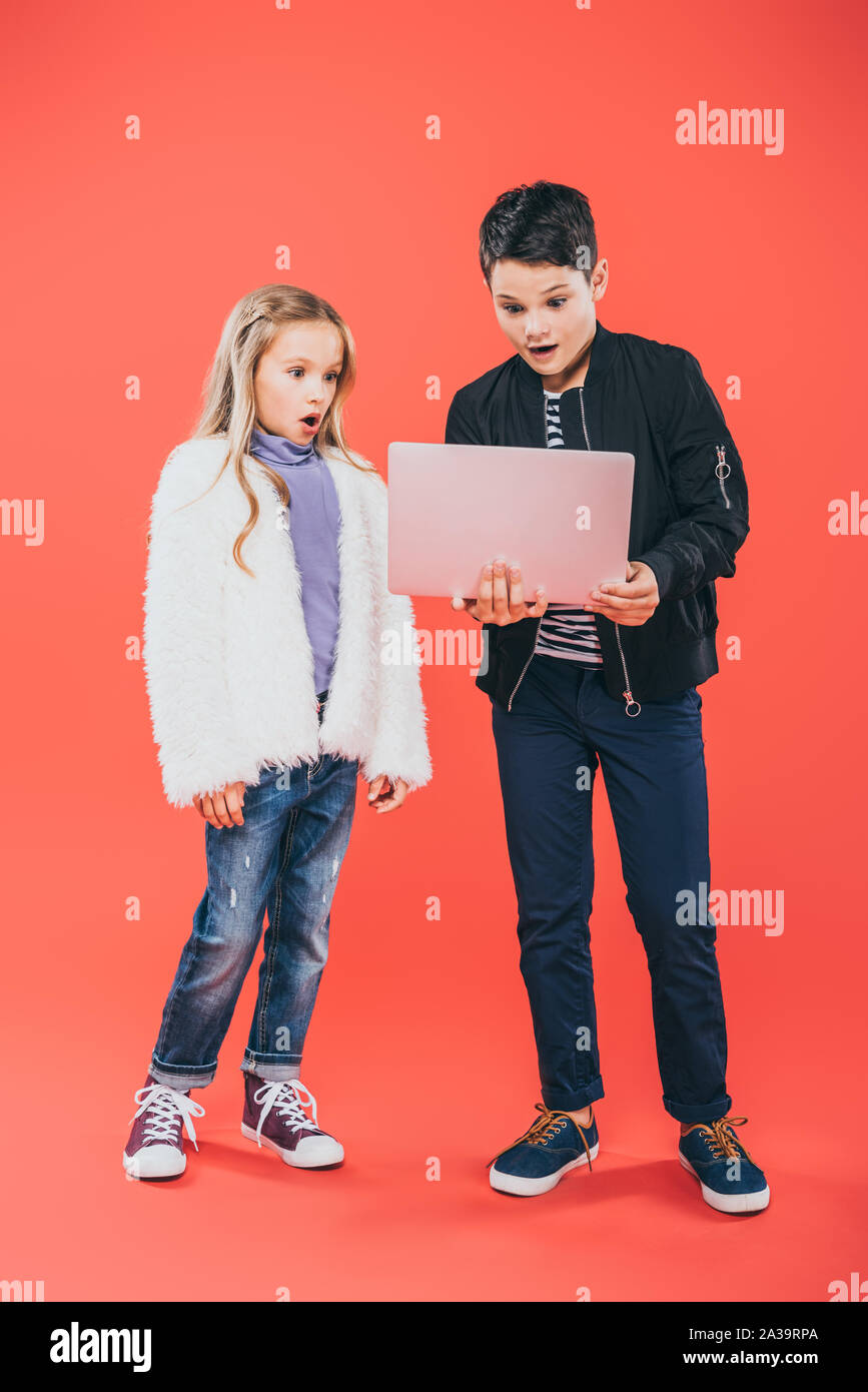 Children on computer shocked hi-res stock photography and images - Alamy