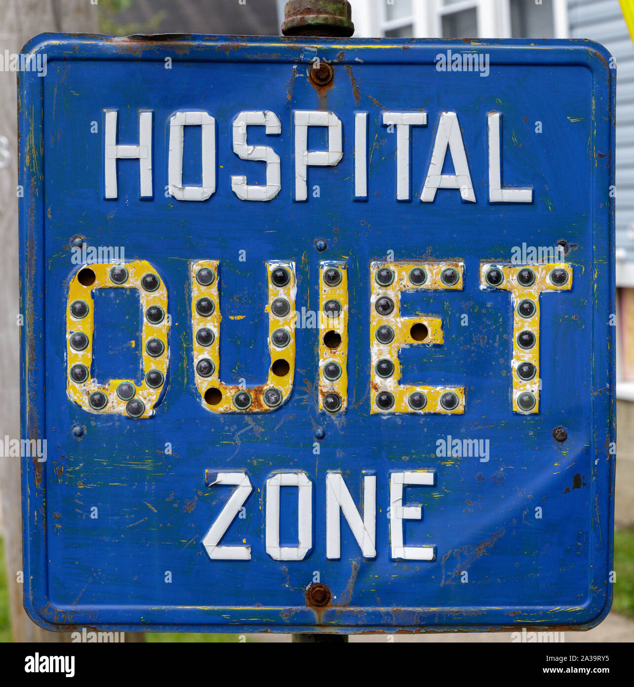 Quiet zone sign hi-res stock photography and images - Alamy