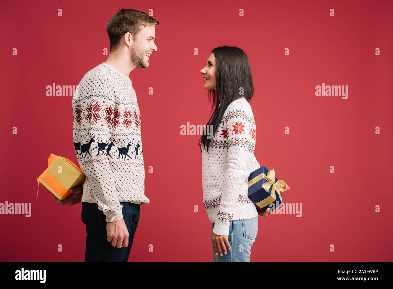 Hiding presents hi-res stock photography and images - Alamy