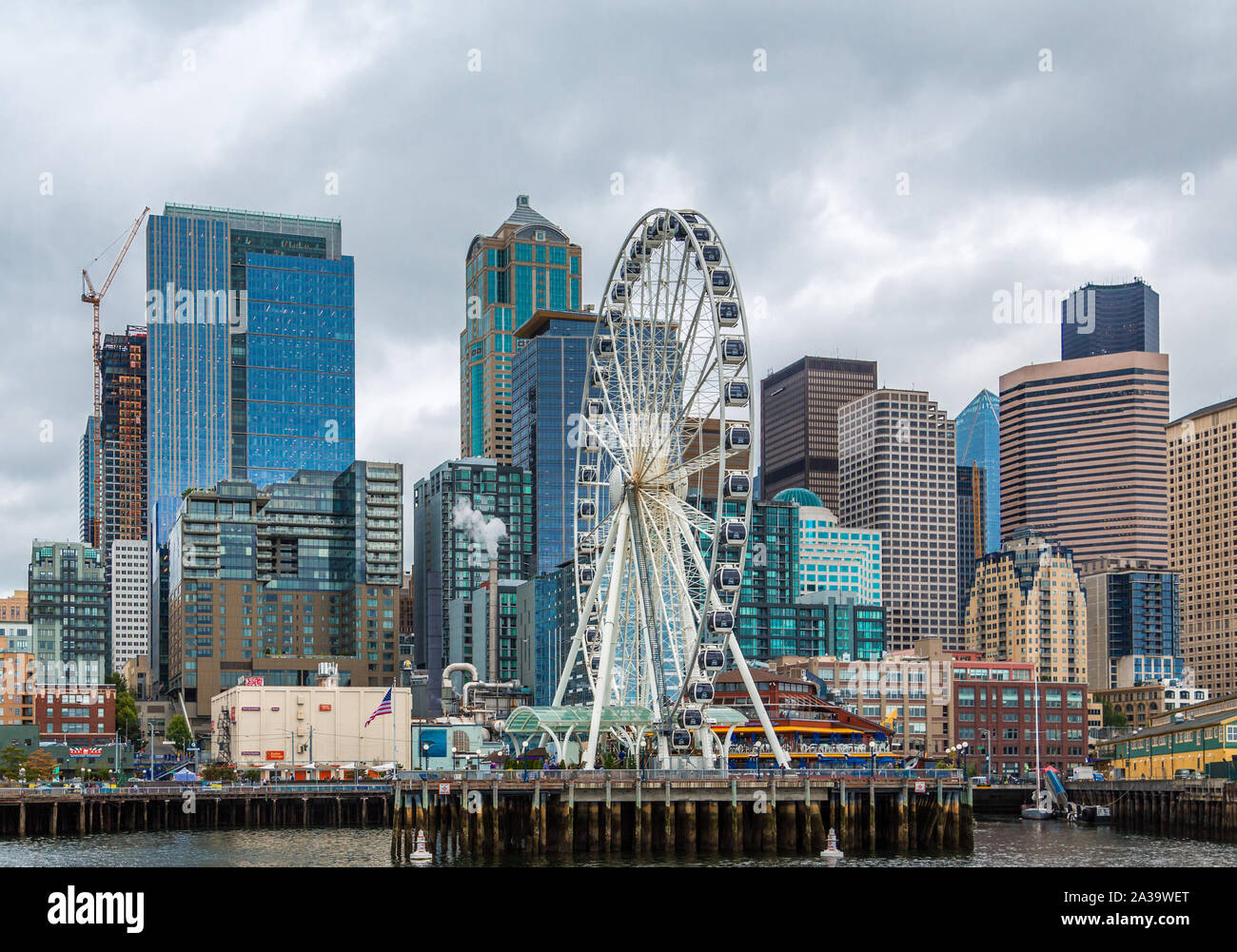 Great Wheel and Seattle Skyline Stock Photo - Alamy