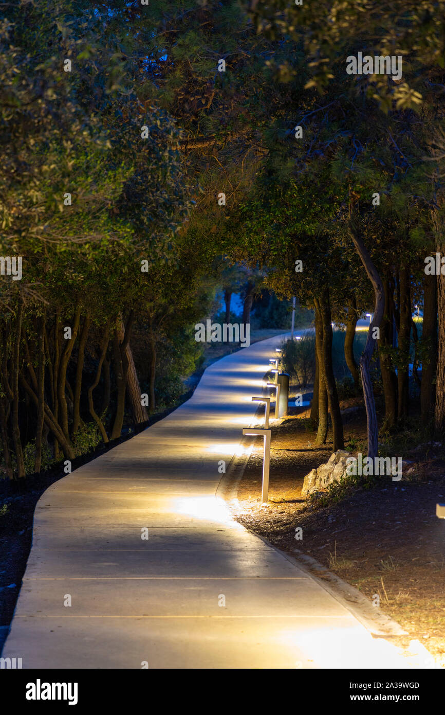 Tranquil garden pathway night hi-res stock photography and images - Alamy