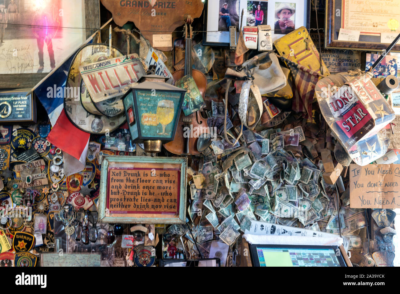 Cluttered scene hi-res stock photography and images - Alamy