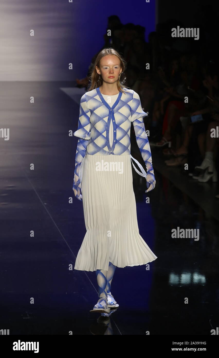 NYFW ICY Presents: Dynasty SS20 Runway Show Held at Spring Studios (The ...