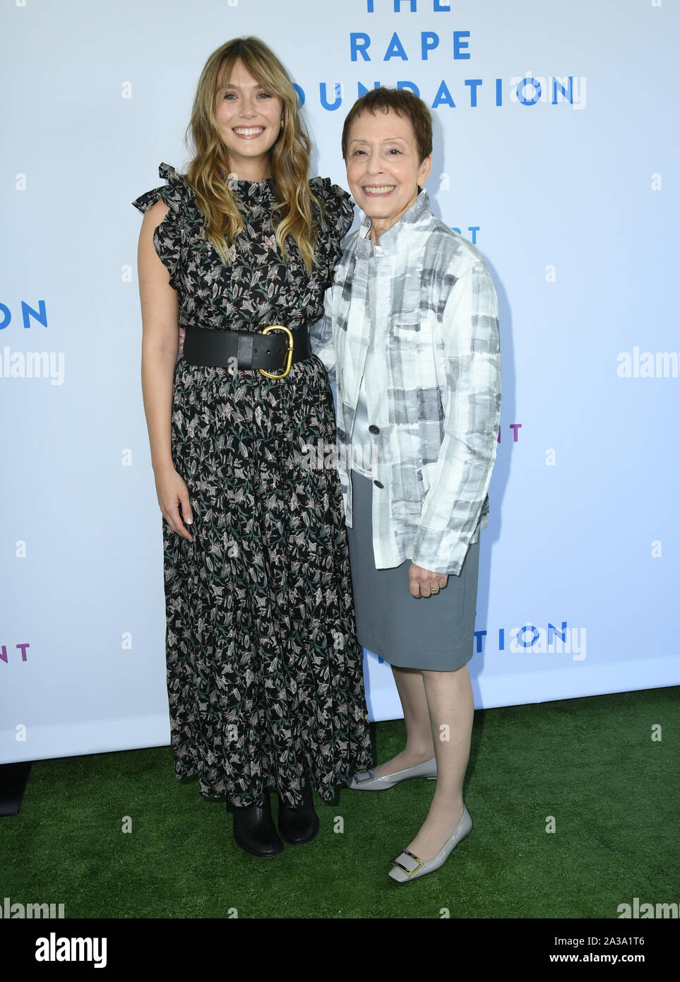 06 October 2019 - Beverly Hills, California - Elizabeth Olsen, Gail ...