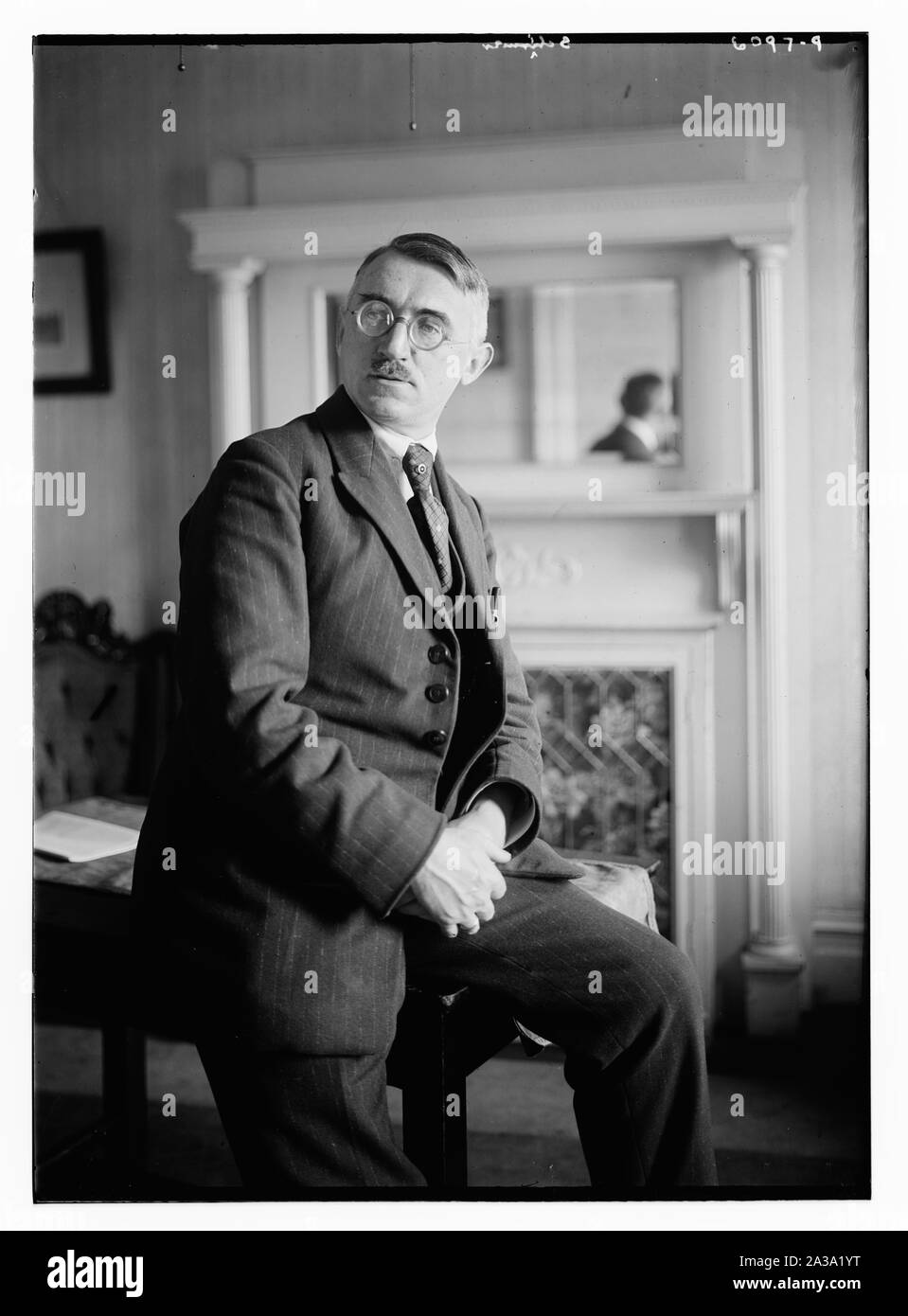 Schimmer hi-res stock photography and images - Alamy