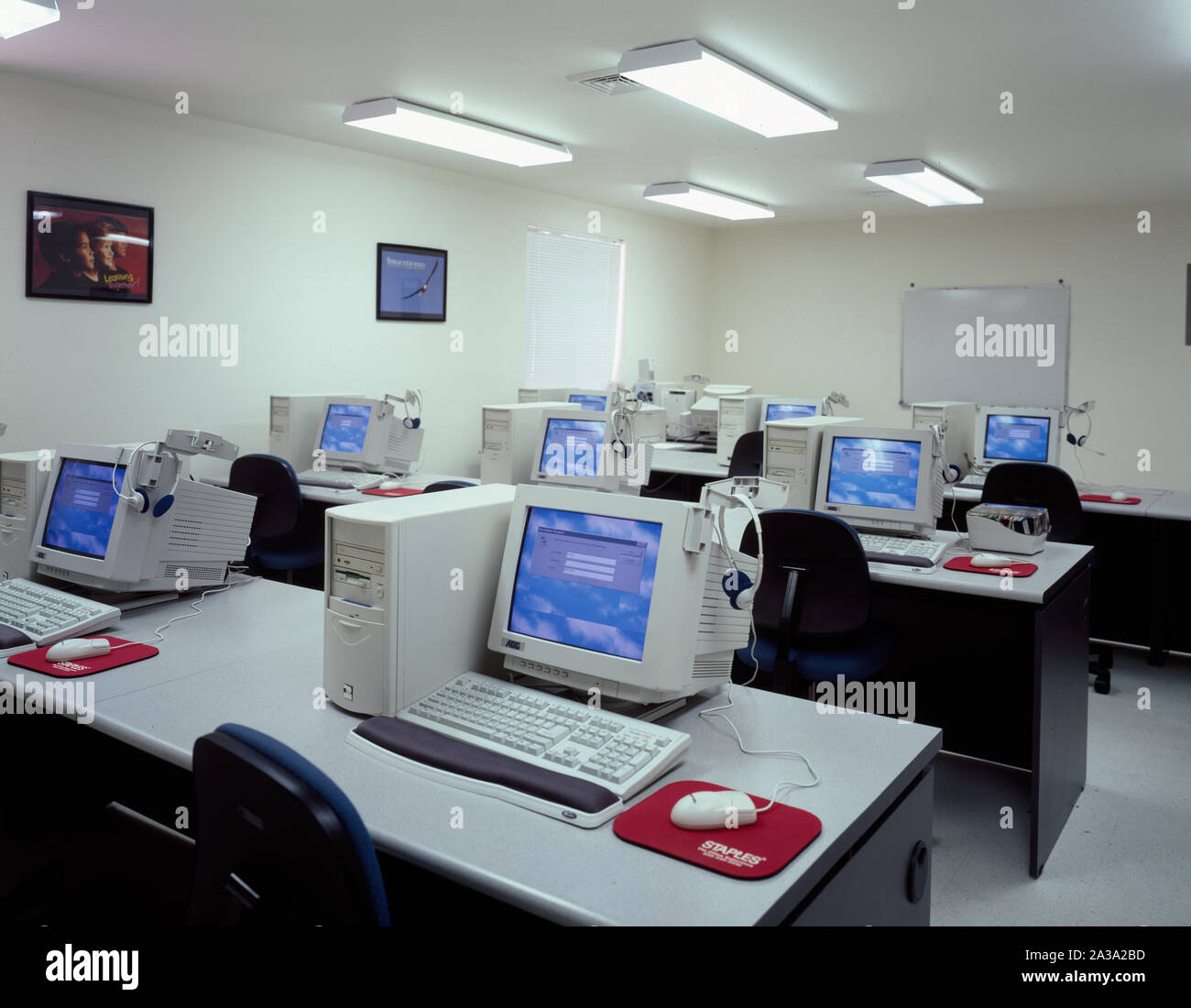 School computer lab Stock Photo - Alamy
