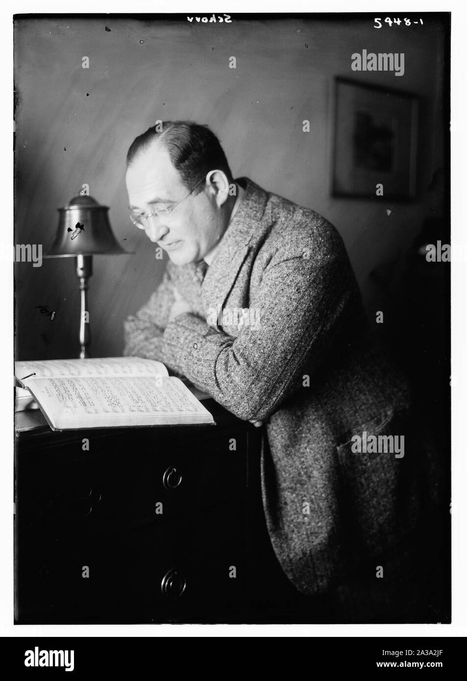 Schorr hi-res stock photography and images - Alamy