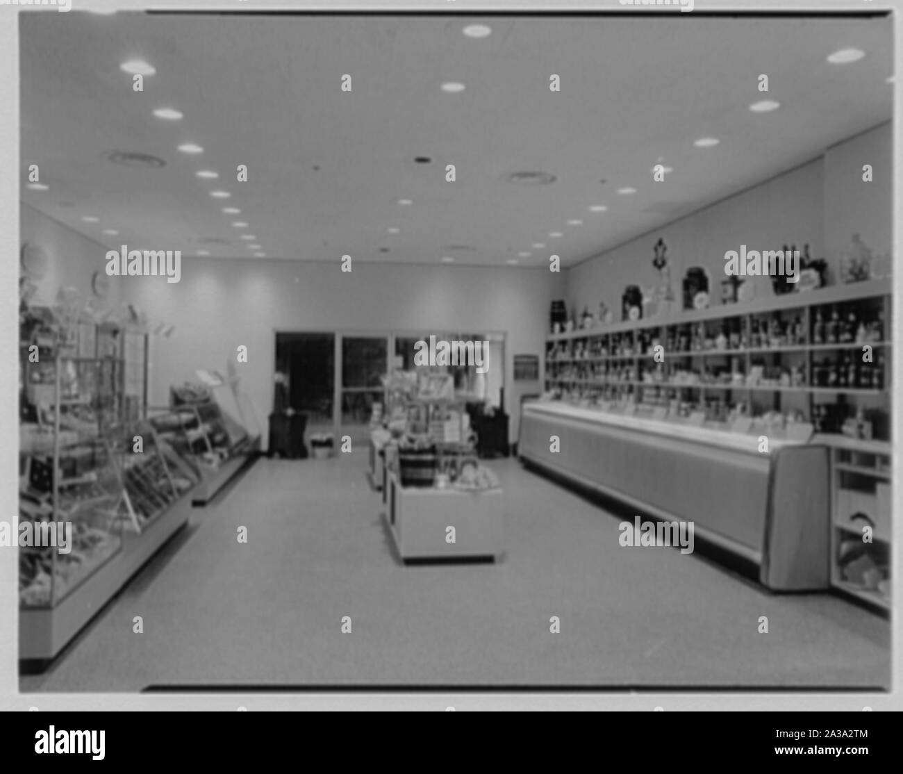 Schraffts hi-res stock photography and images - Alamy