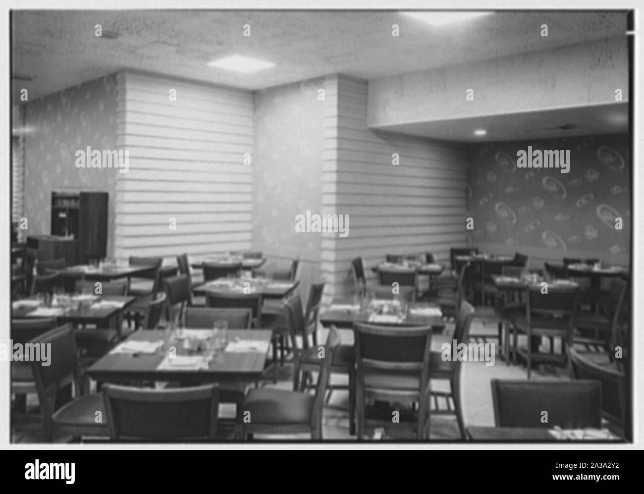 Schrafft's, Esso Building, Radio City, New York City Stock Photo - Alamy