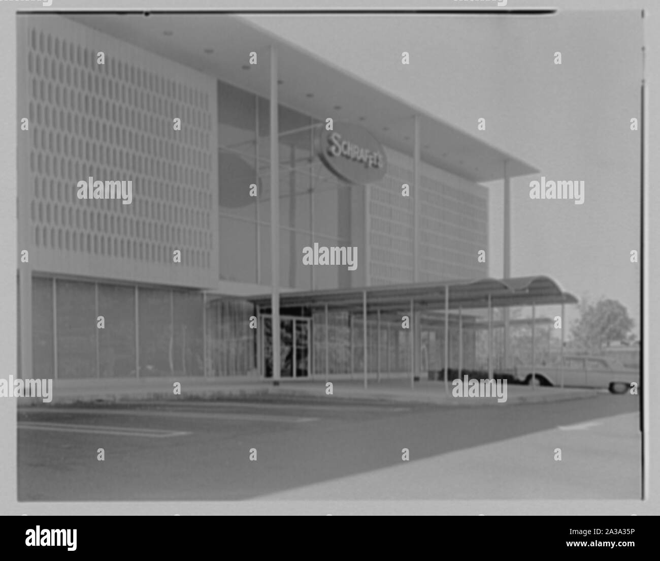 Scarsdale, new york Black and White Stock Photos & Images - Alamy