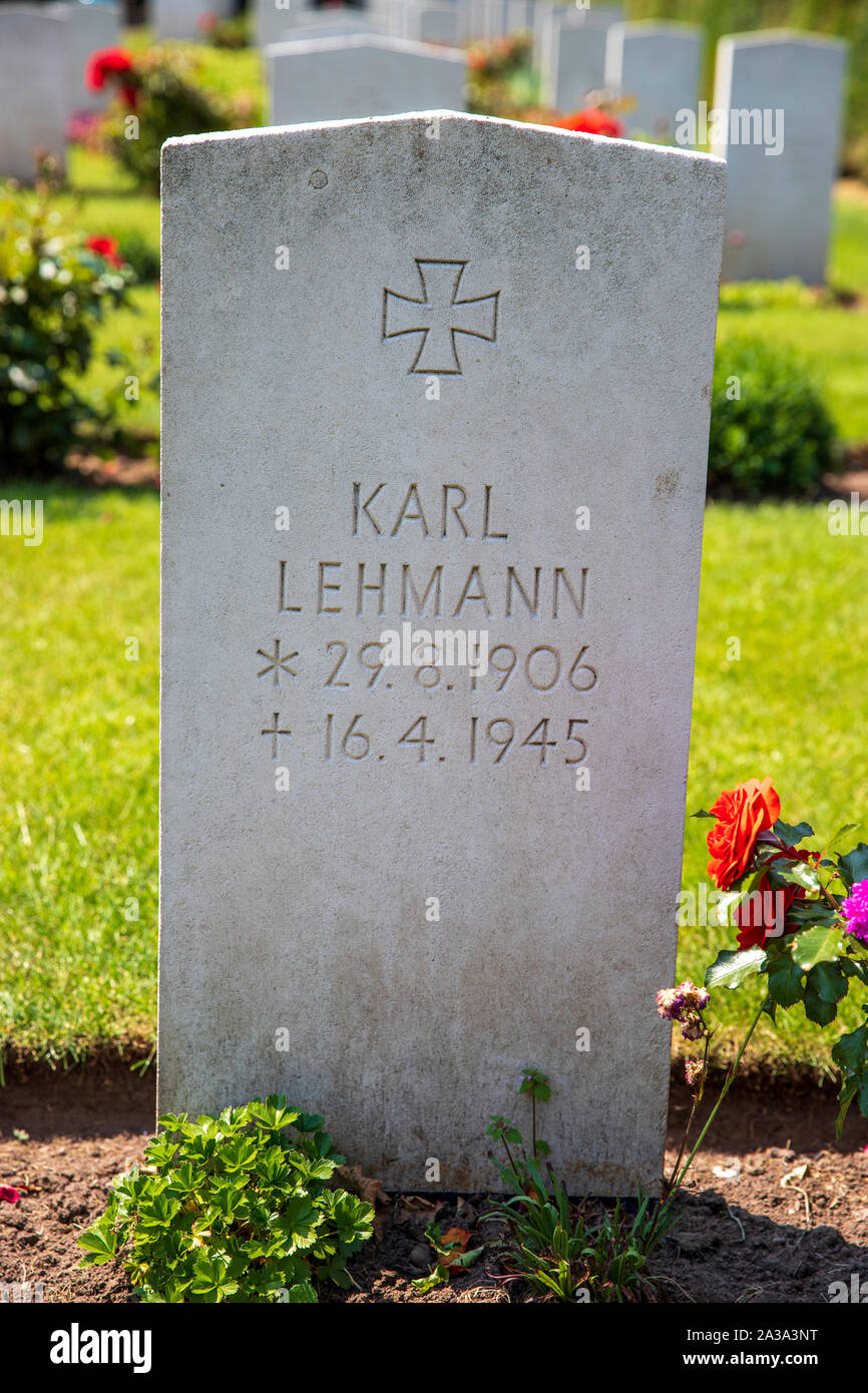 The German War Grave of Karl Lehmann at Beachley Barracks Military ...