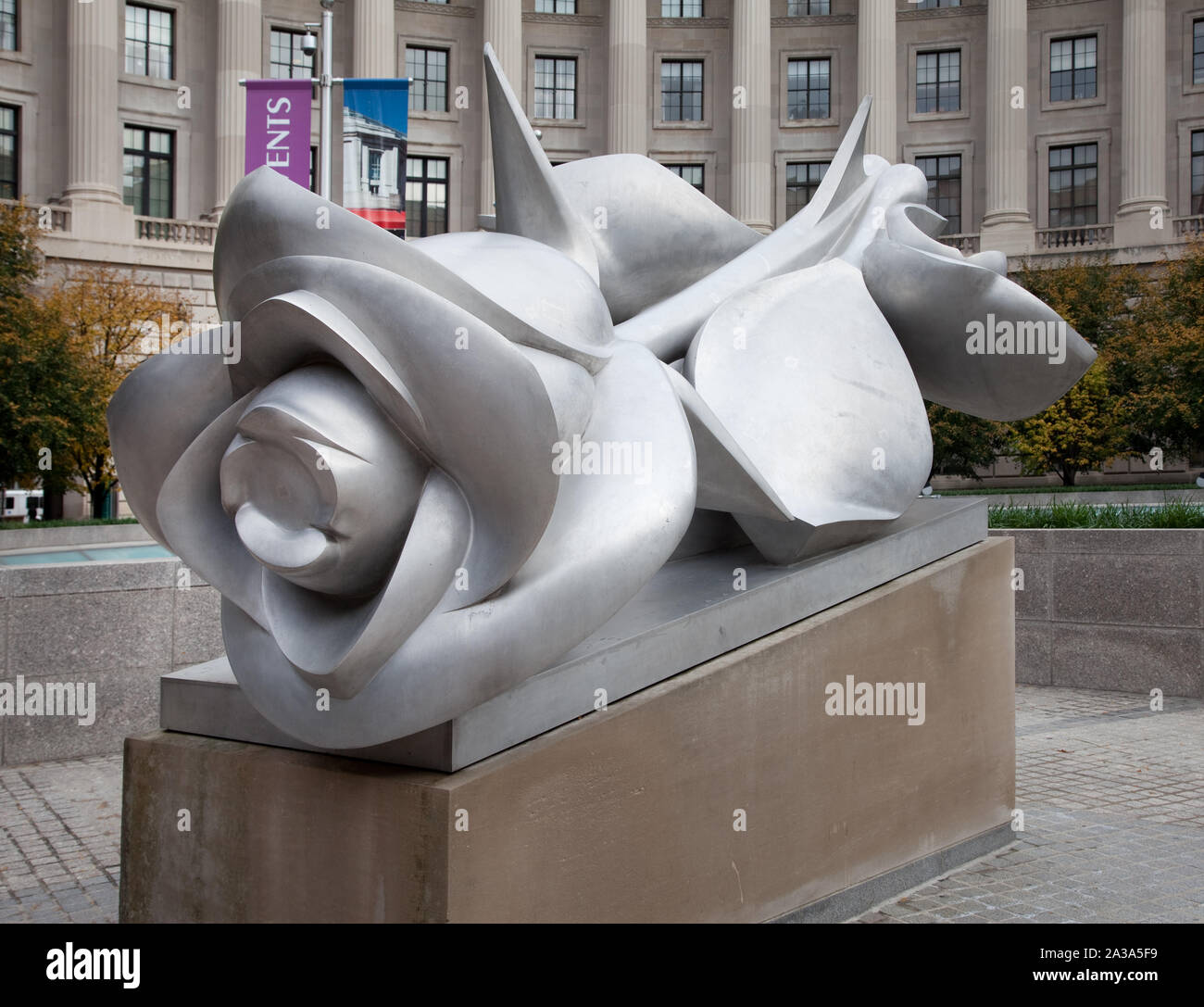 Sculpture Federal Triangle Flowers, Rose, by Robin Stephen at the ...