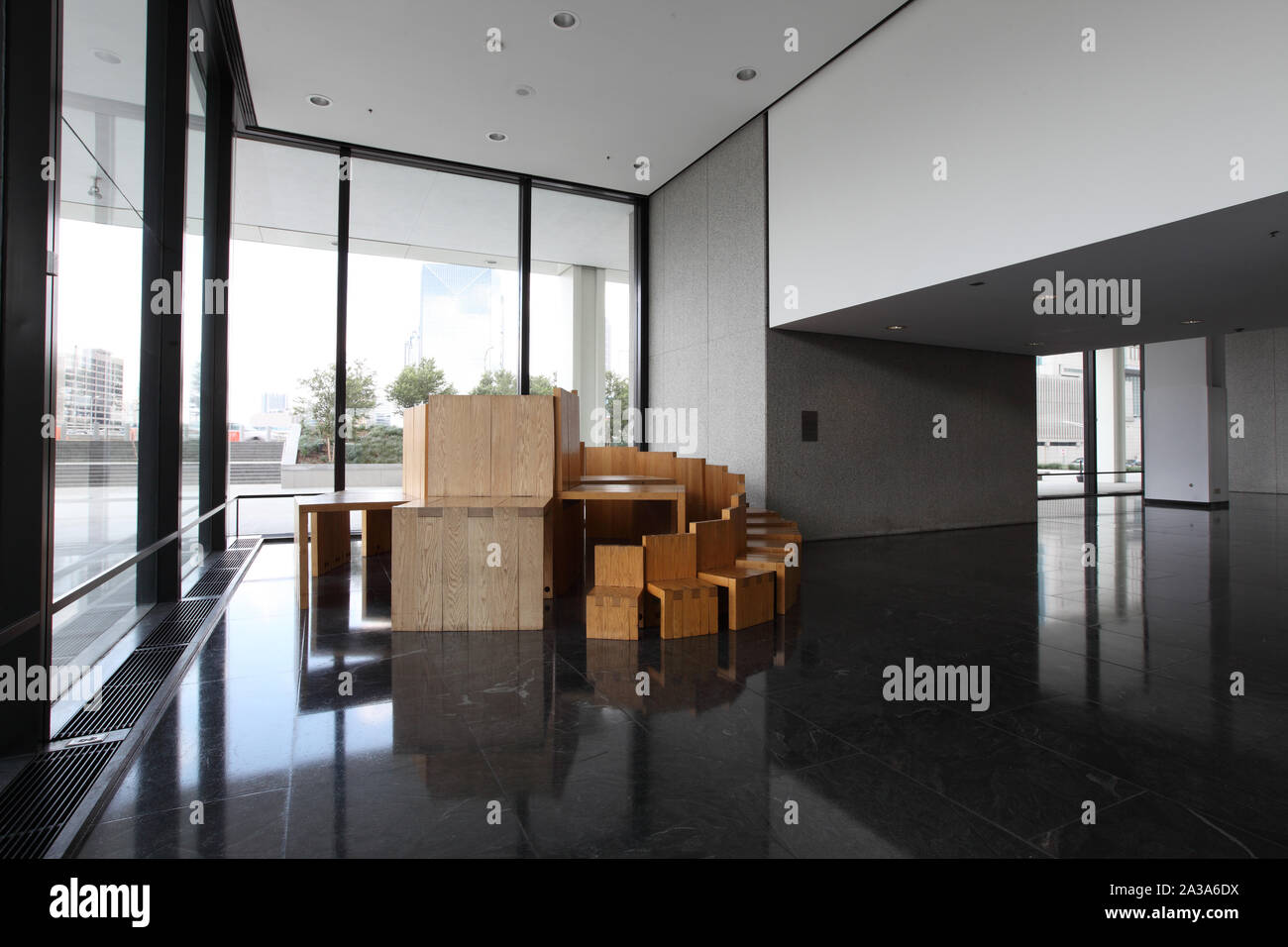 Sculpture Thronapolis at Russell Federal Building & U.S. Courthouse ...