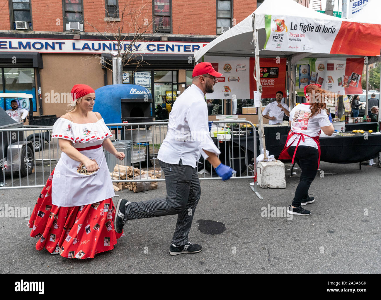 Naples pizza festival hi-res stock photography and images - Alamy