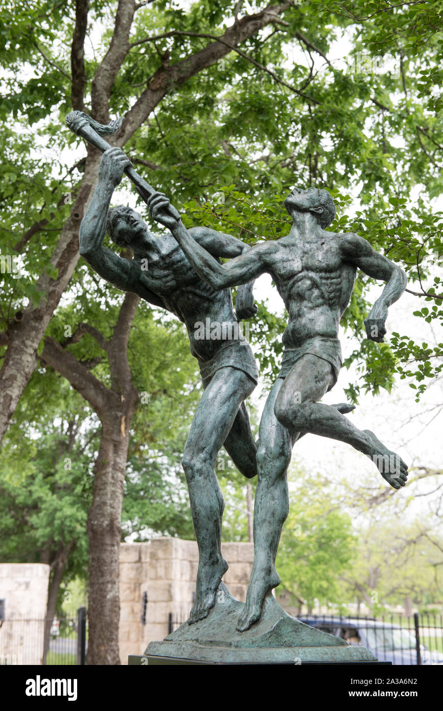 Sculpture at the Umlauf Sculpture Garden & Museum in Austin, Texas ...