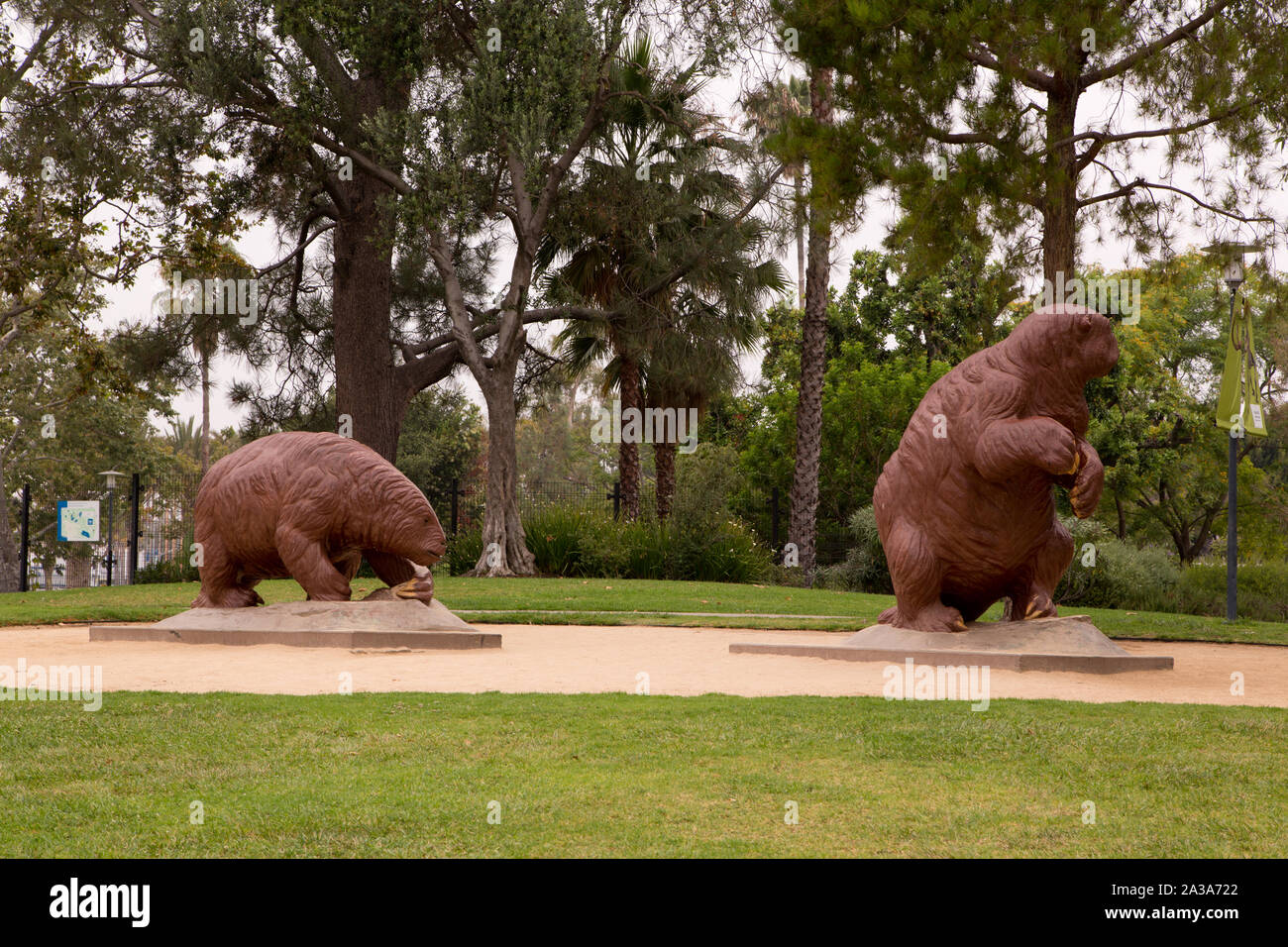Sculptures at La Brea Tar Pits, Los Angeles, California Stock Photo - Alamy