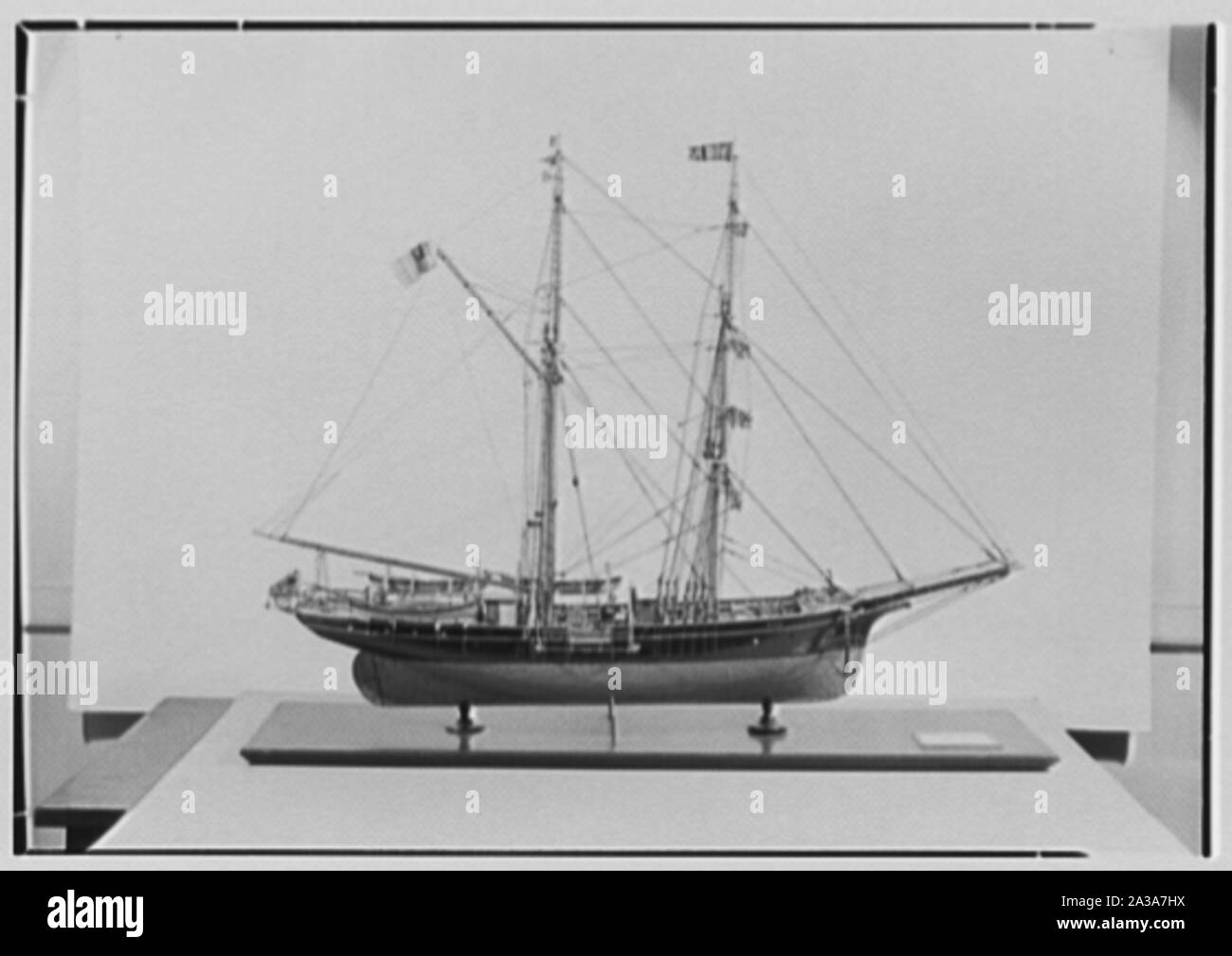 Seamen's Bank for Savings ship models, 74 Wall St., New York City Stock ...