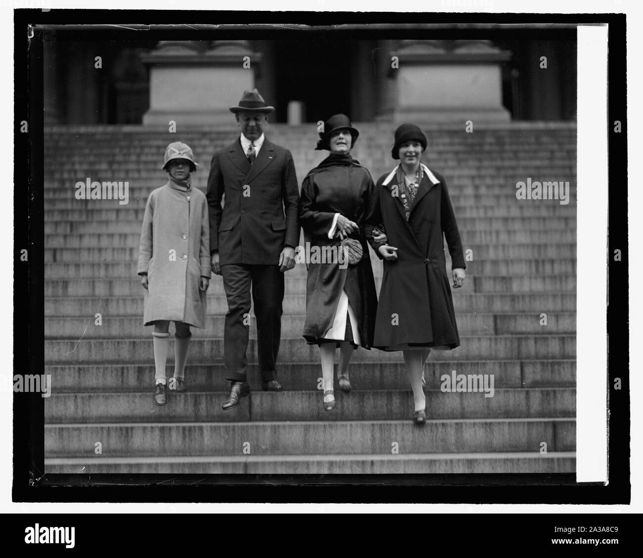 Swearing in the family hi-res stock photography and images - Alamy