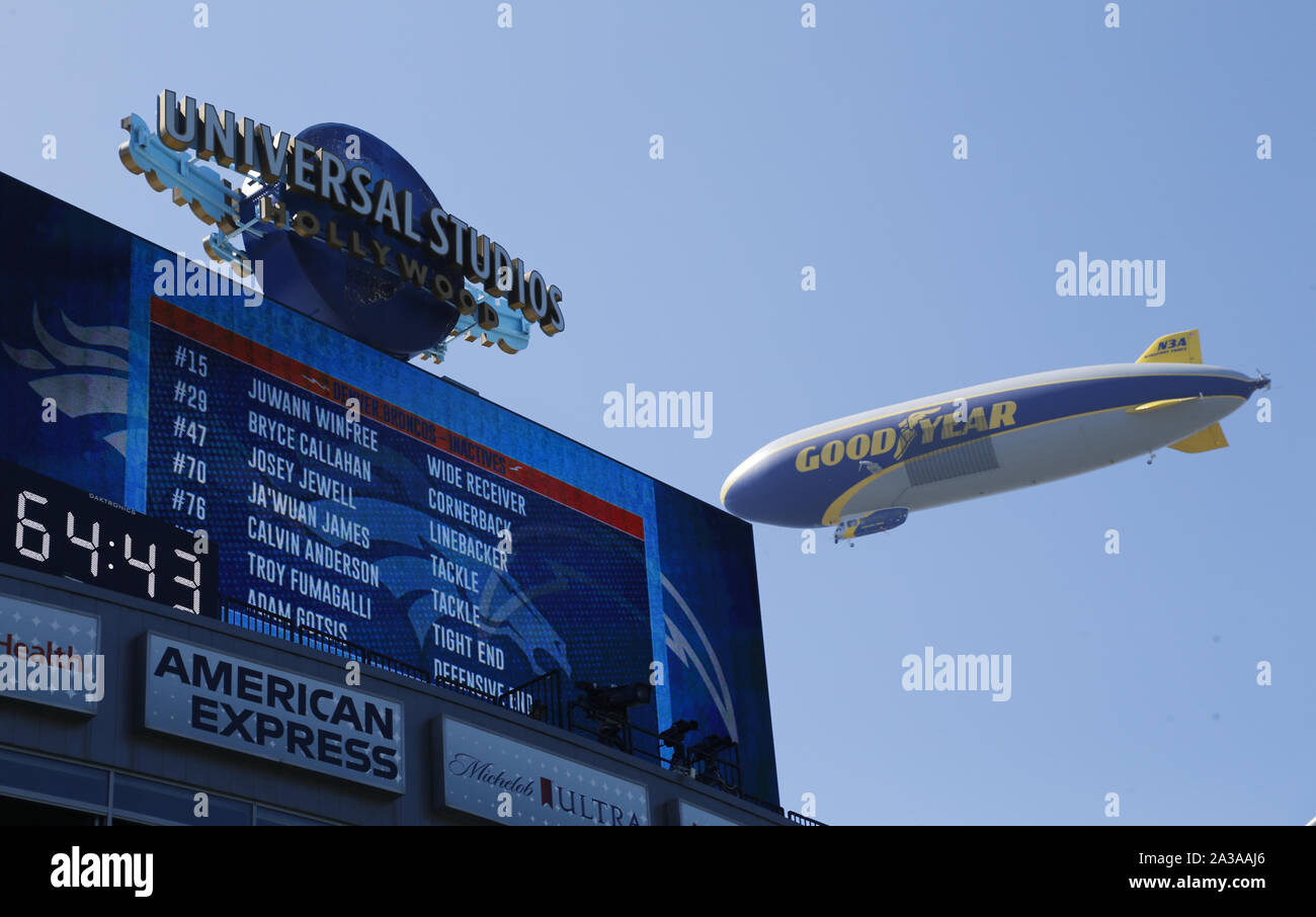 Goodyear blimp football hi-res stock photography and images - Alamy