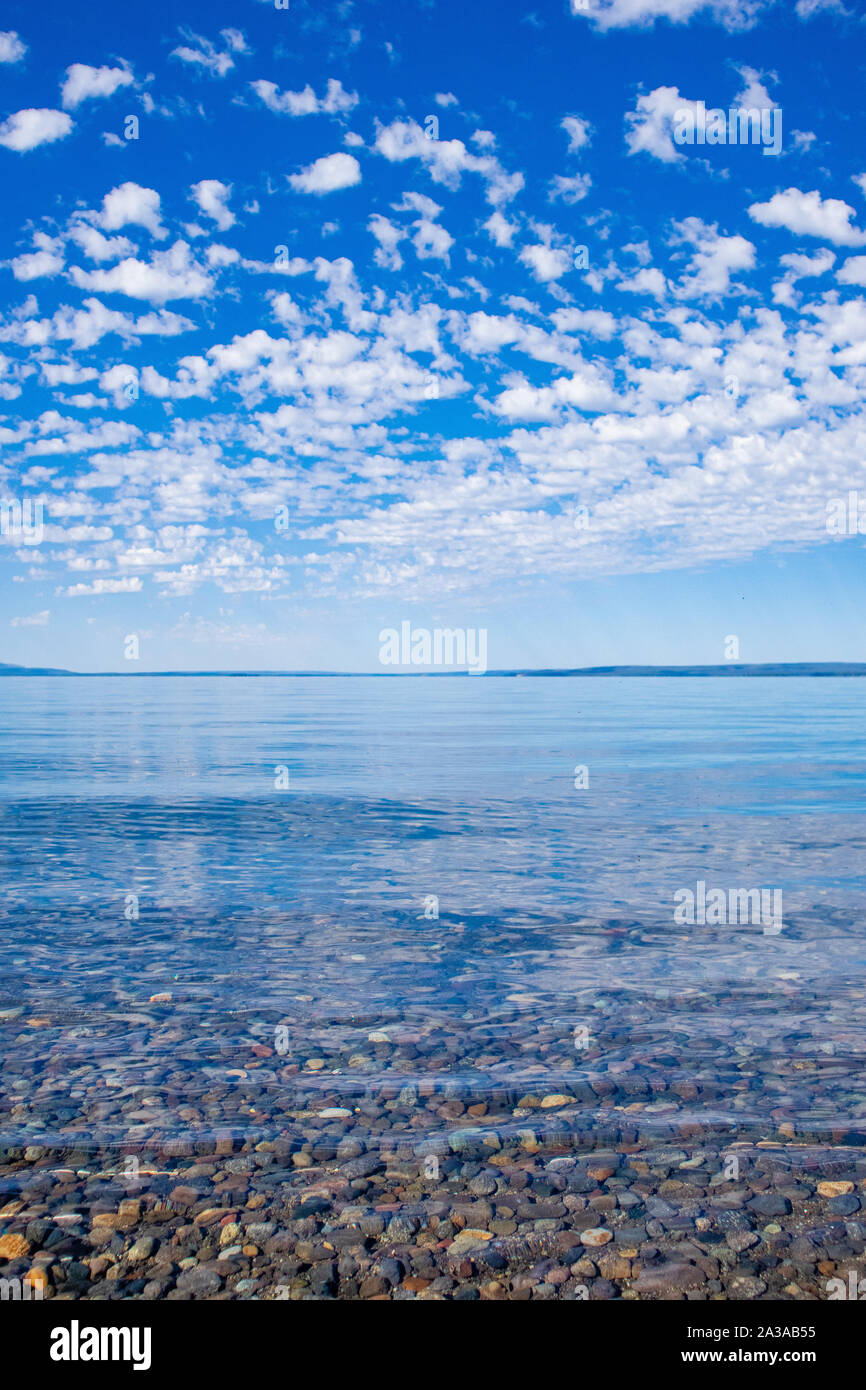 Yellowstone lake wyoming hi-res stock photography and images - Alamy