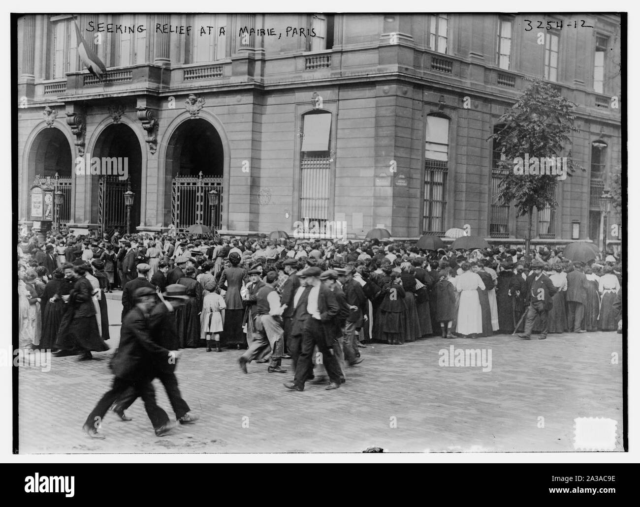 Relief seeking hi-res stock photography and images - Alamy