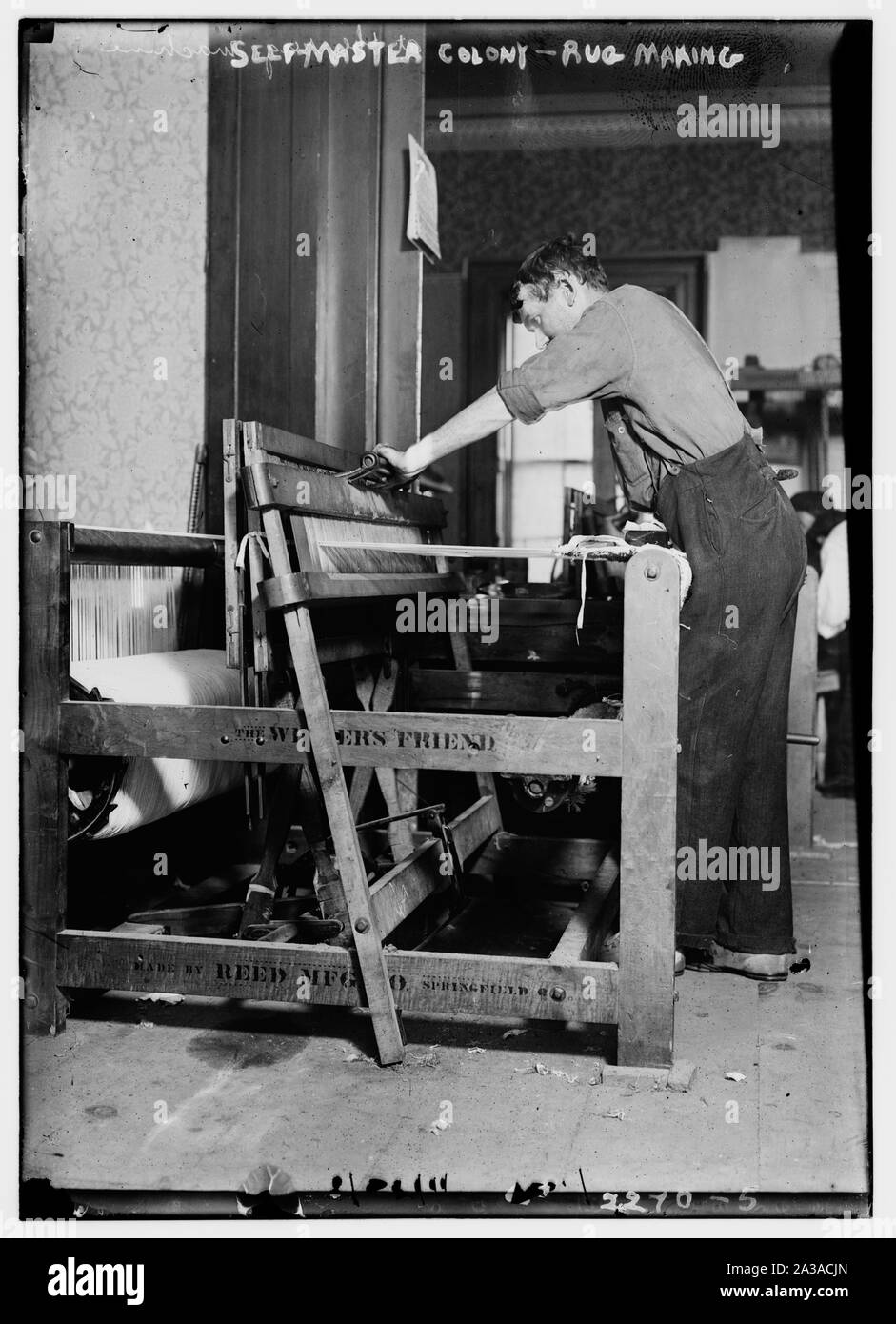 Rug making hi-res stock photography and images - Alamy