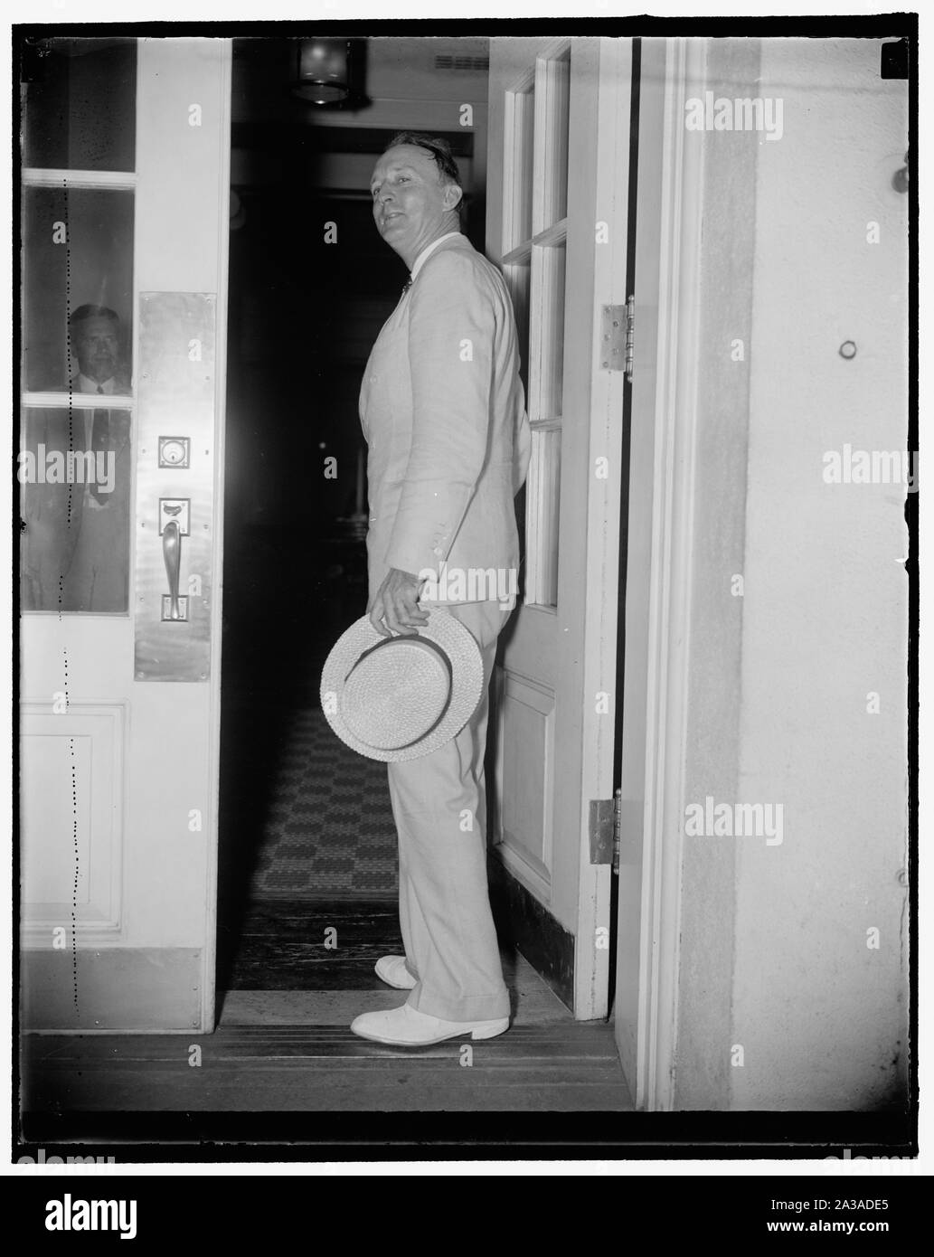 Black white photo house Cut Out Stock Images & Pictures - Alamy