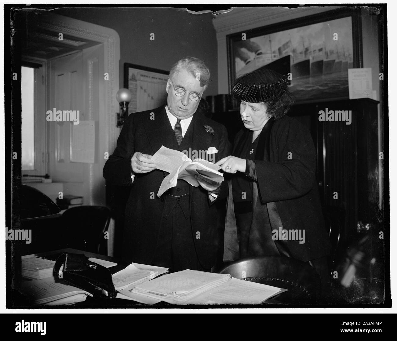 Dispute committee Black and White Stock Photos & Images - Alamy